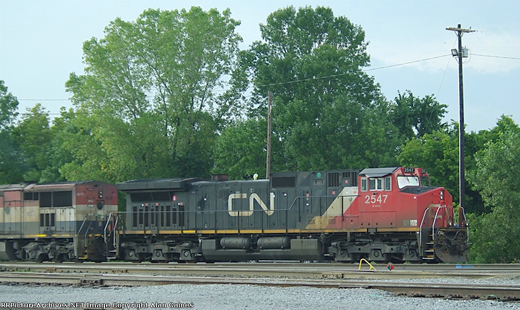 CN C44-9W 2547